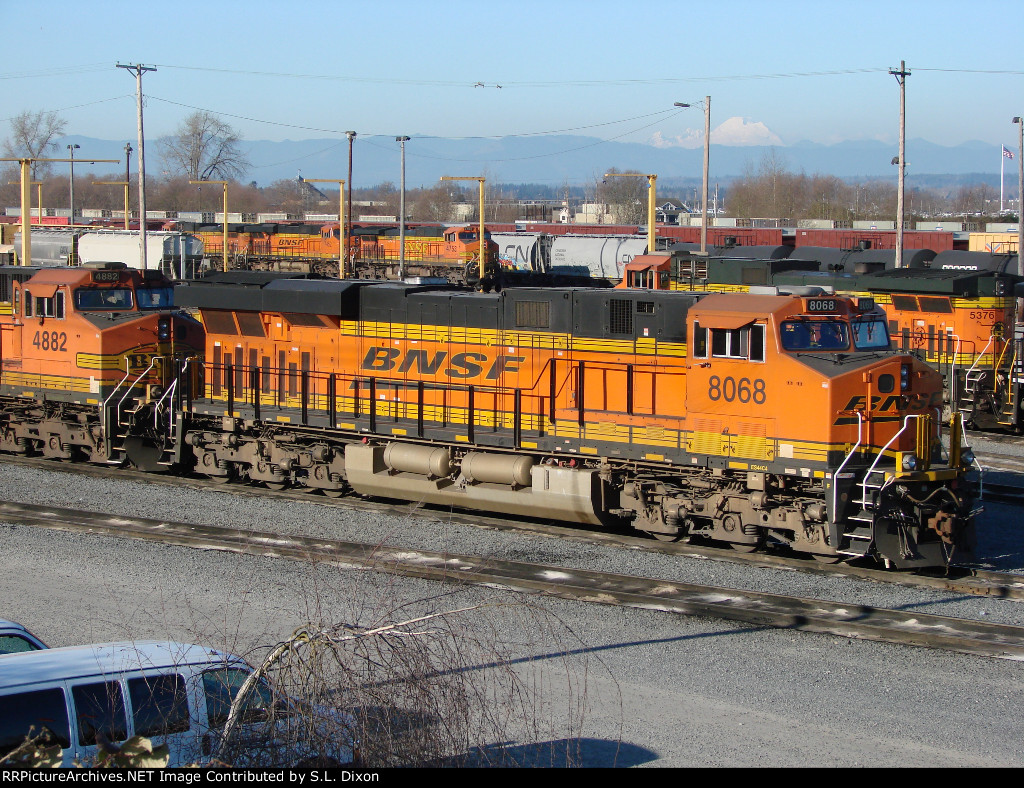 BNSF 8068